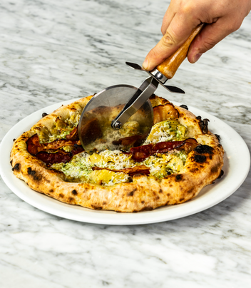 Neapolitan Pizzeria NO.900 – Pizzeria no.900